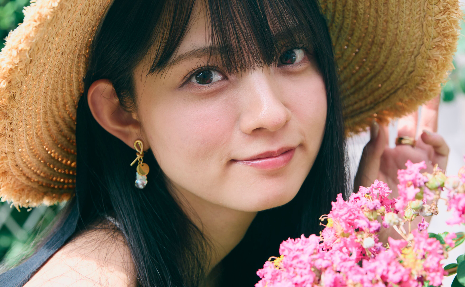 1st写真集 発売決定 | seju